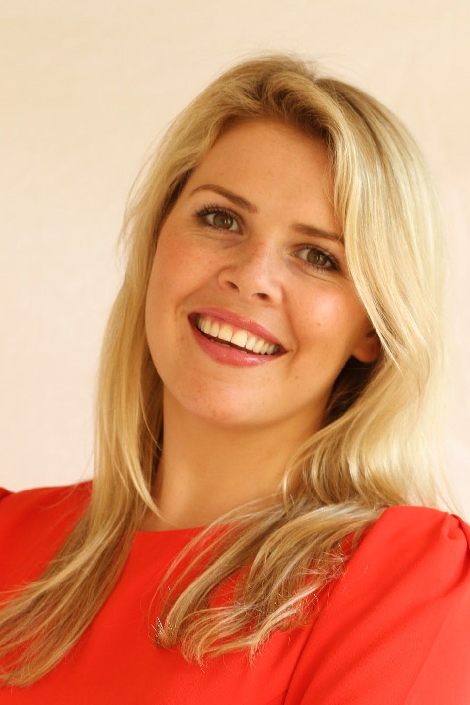 Emma Canavan – Medium