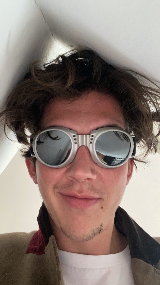Louis Pope – Medium