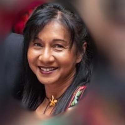 Mary Sharmini Fernando – Medium