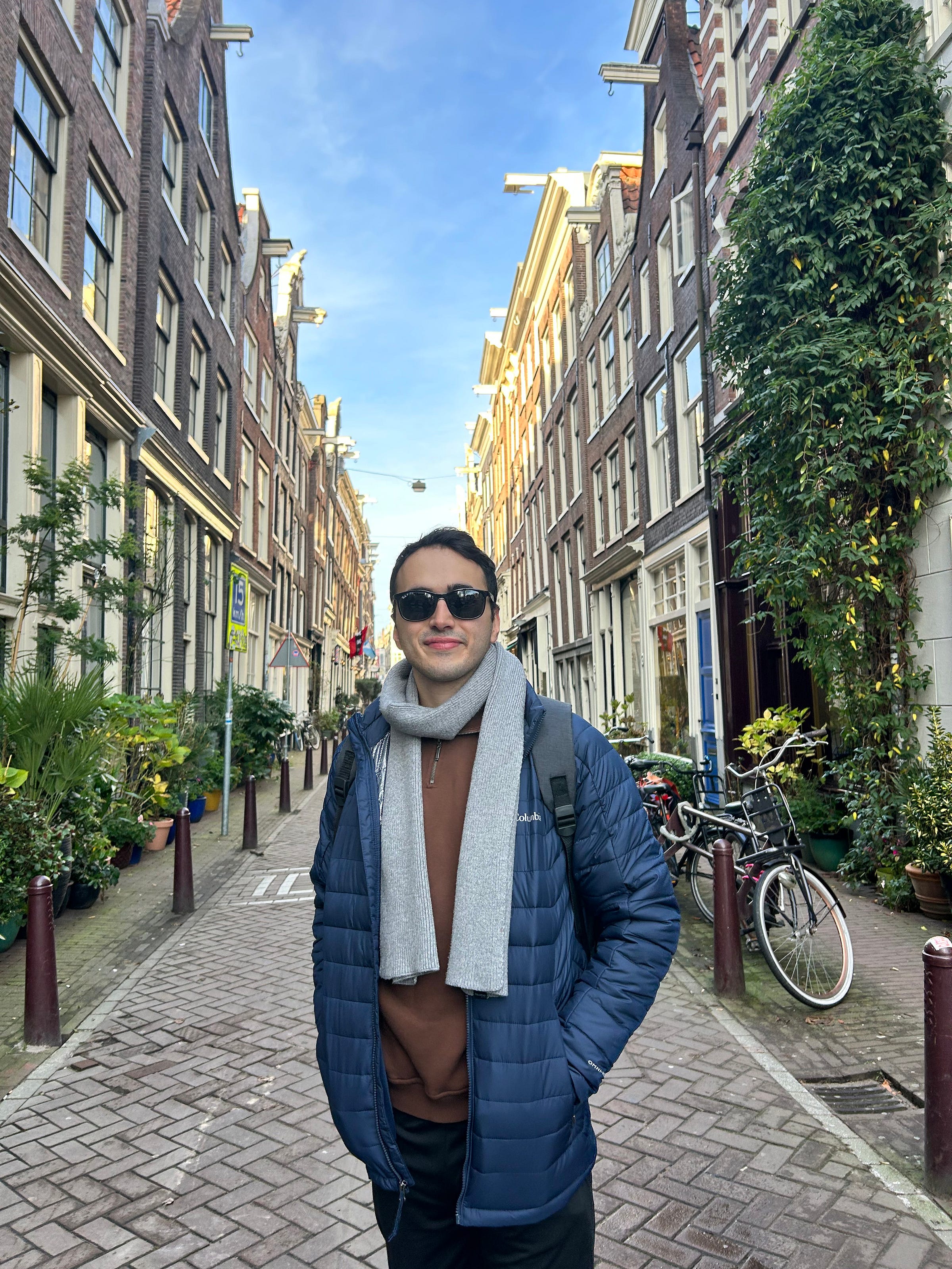 Cihan Ünlü – Medium