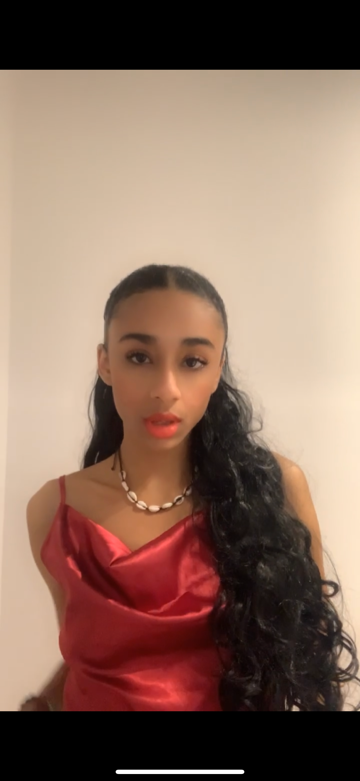 Melanie Montes – Medium