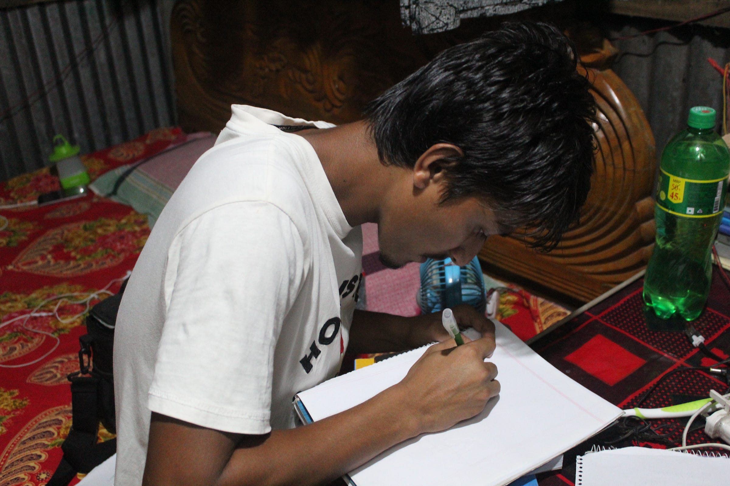Parvez Raju – Medium