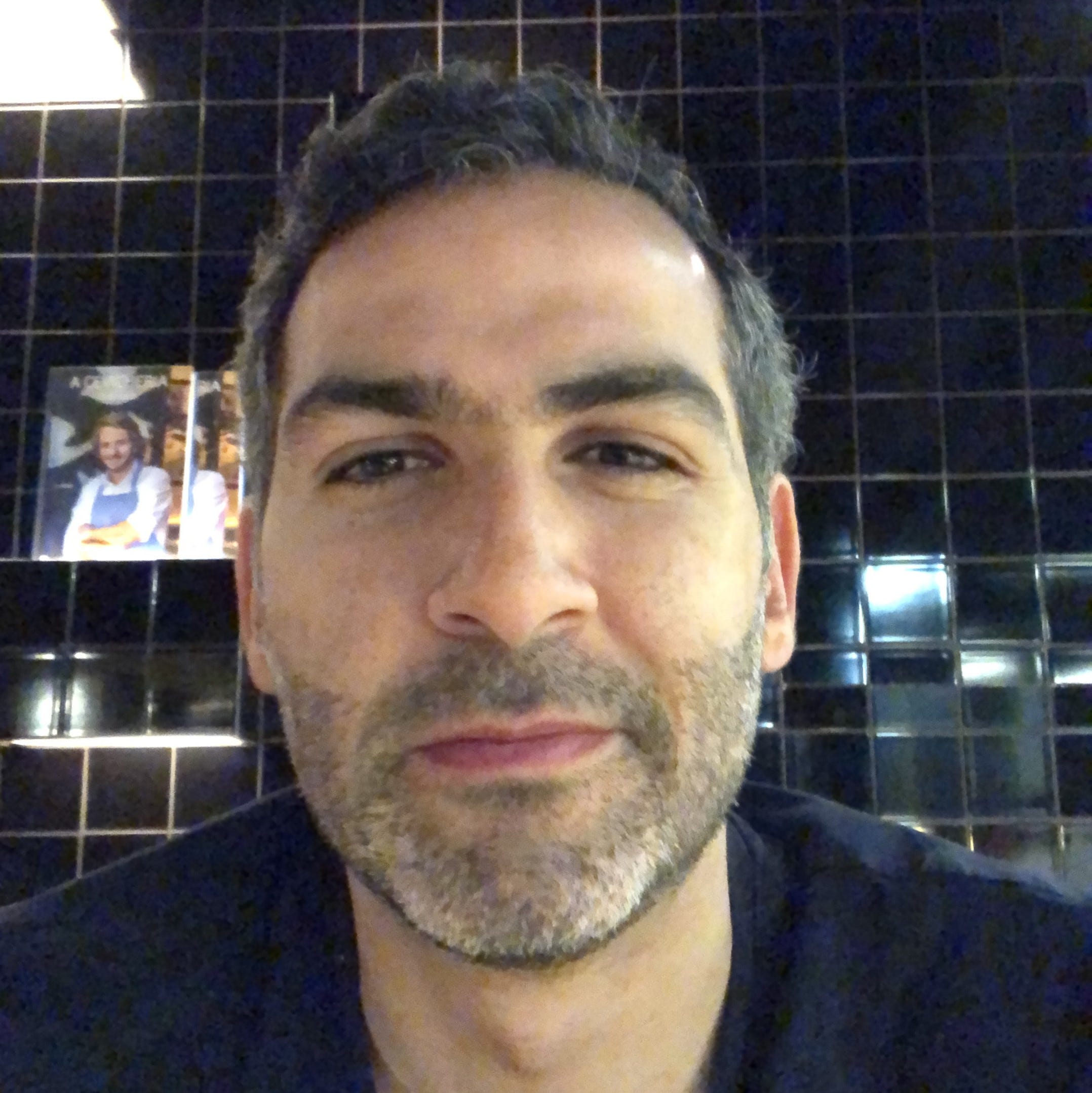 Elie Barnaba – Medium