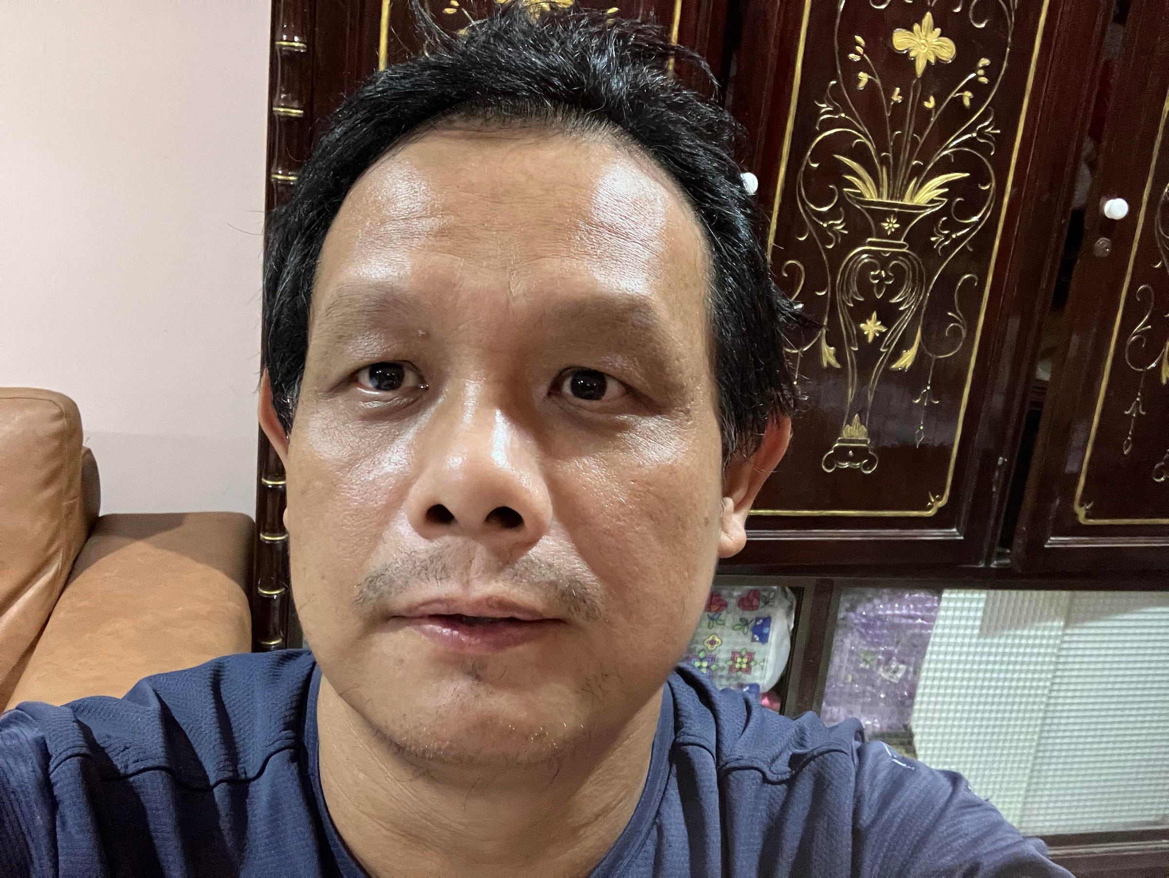 jun sUTTHIPHONG SUWANICH – Medium