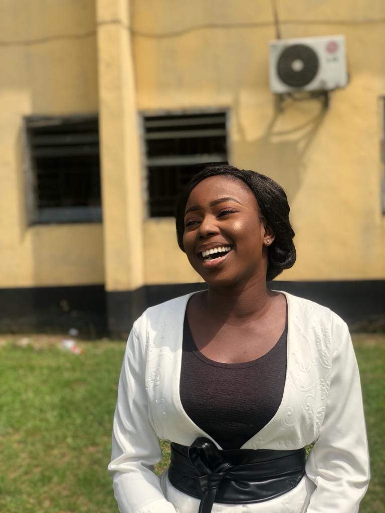 Felicity Richman – Medium