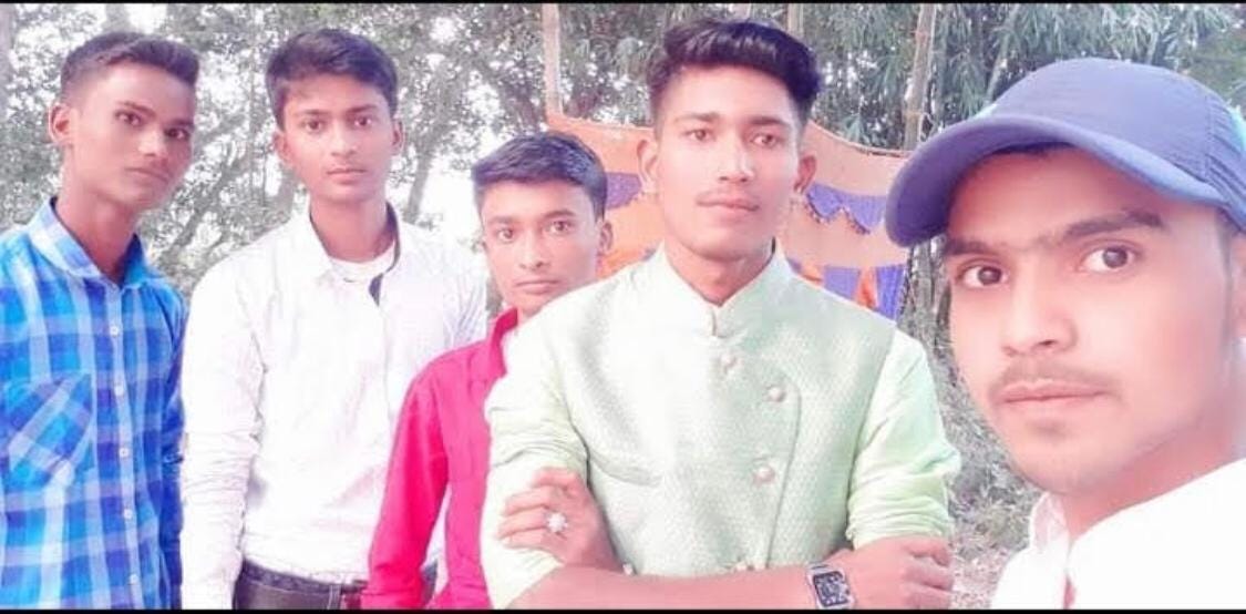 RAHUL RAJA – Medium