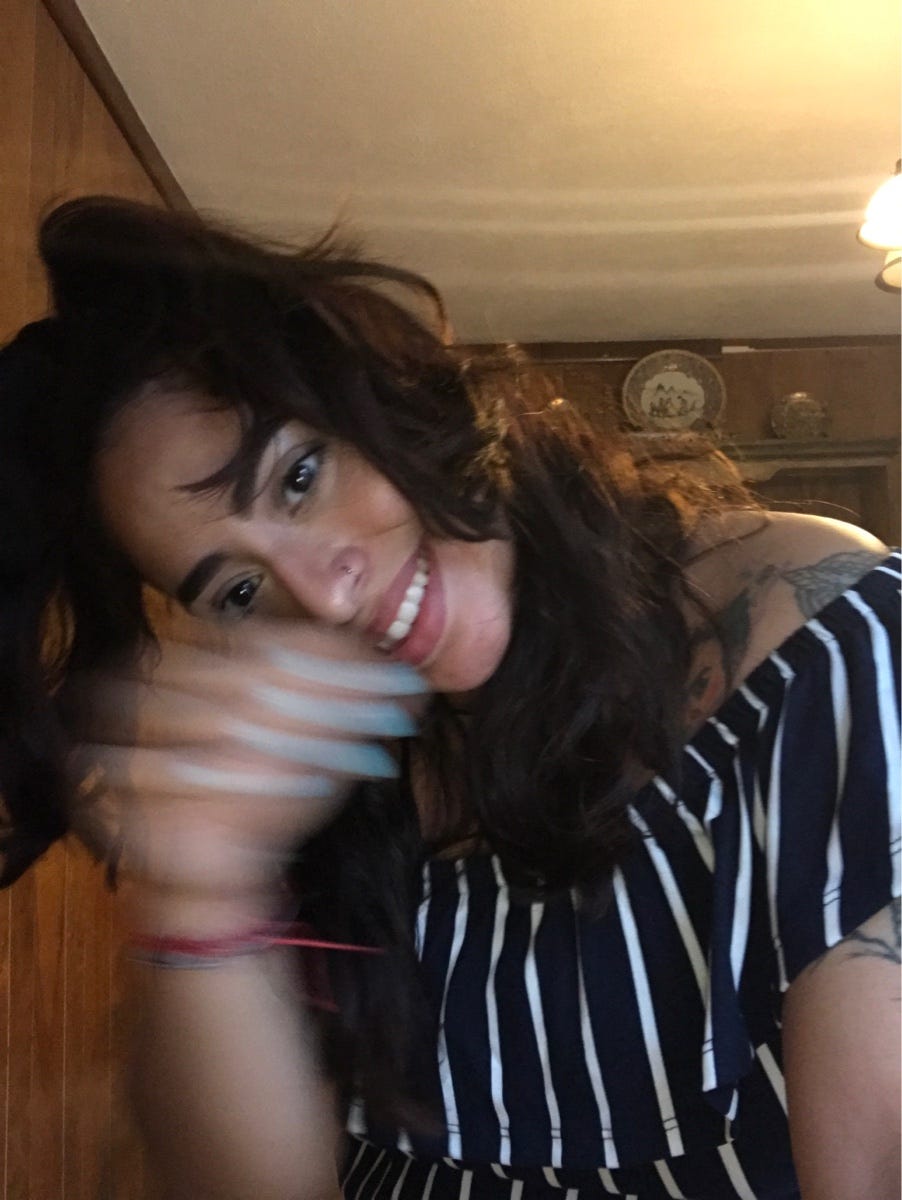 Jeanette Gonzalez – Medium