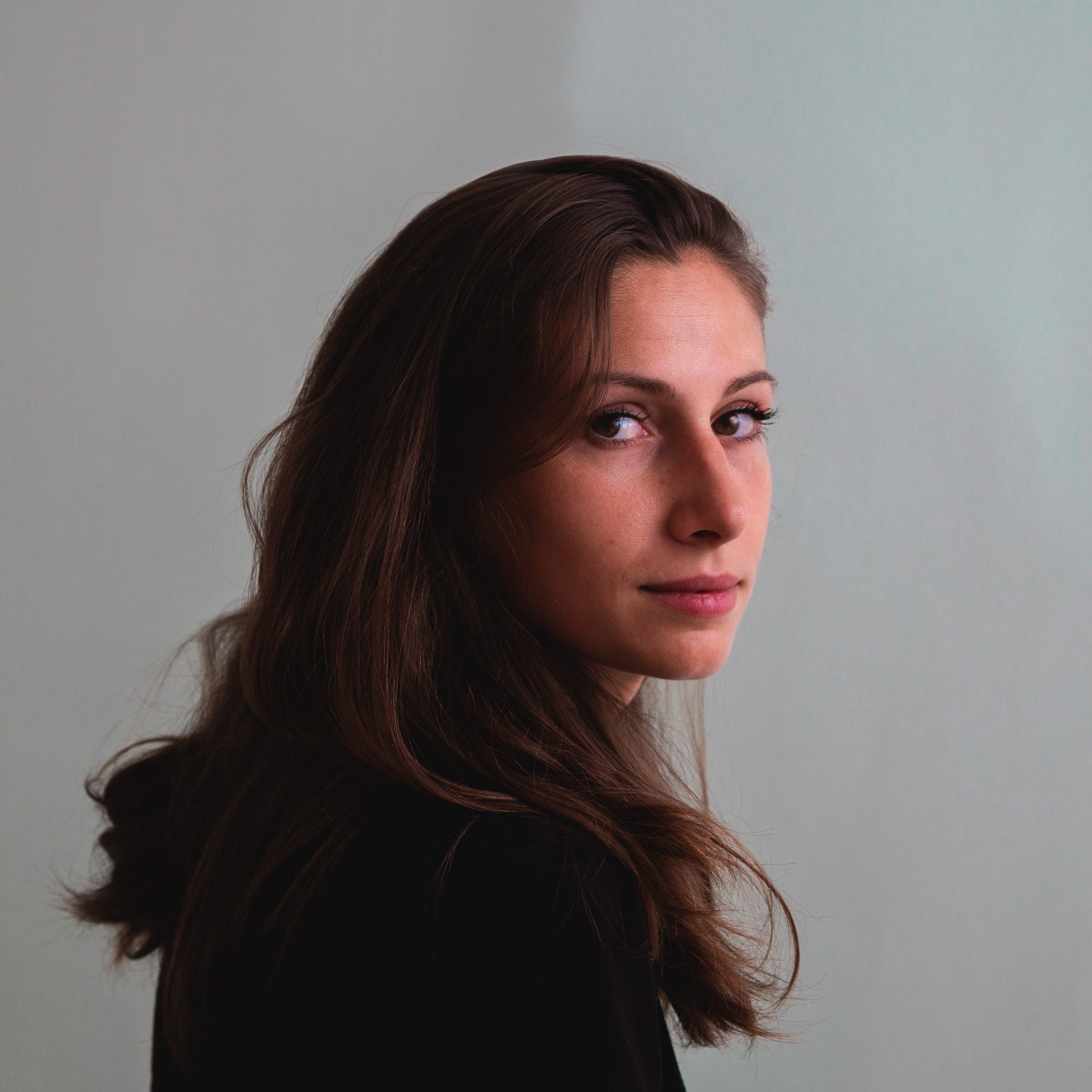 Elena Kostova – Medium