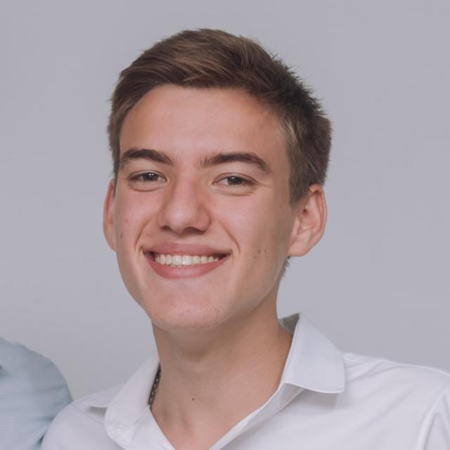 Gabriel Salomé – Medium