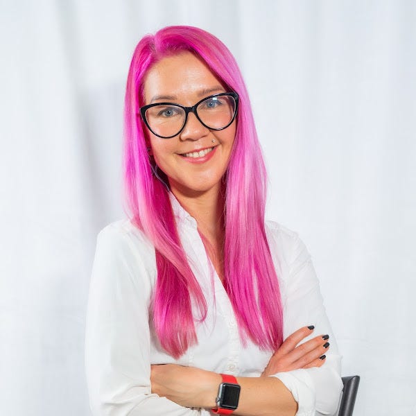 Anna Naumova – Medium