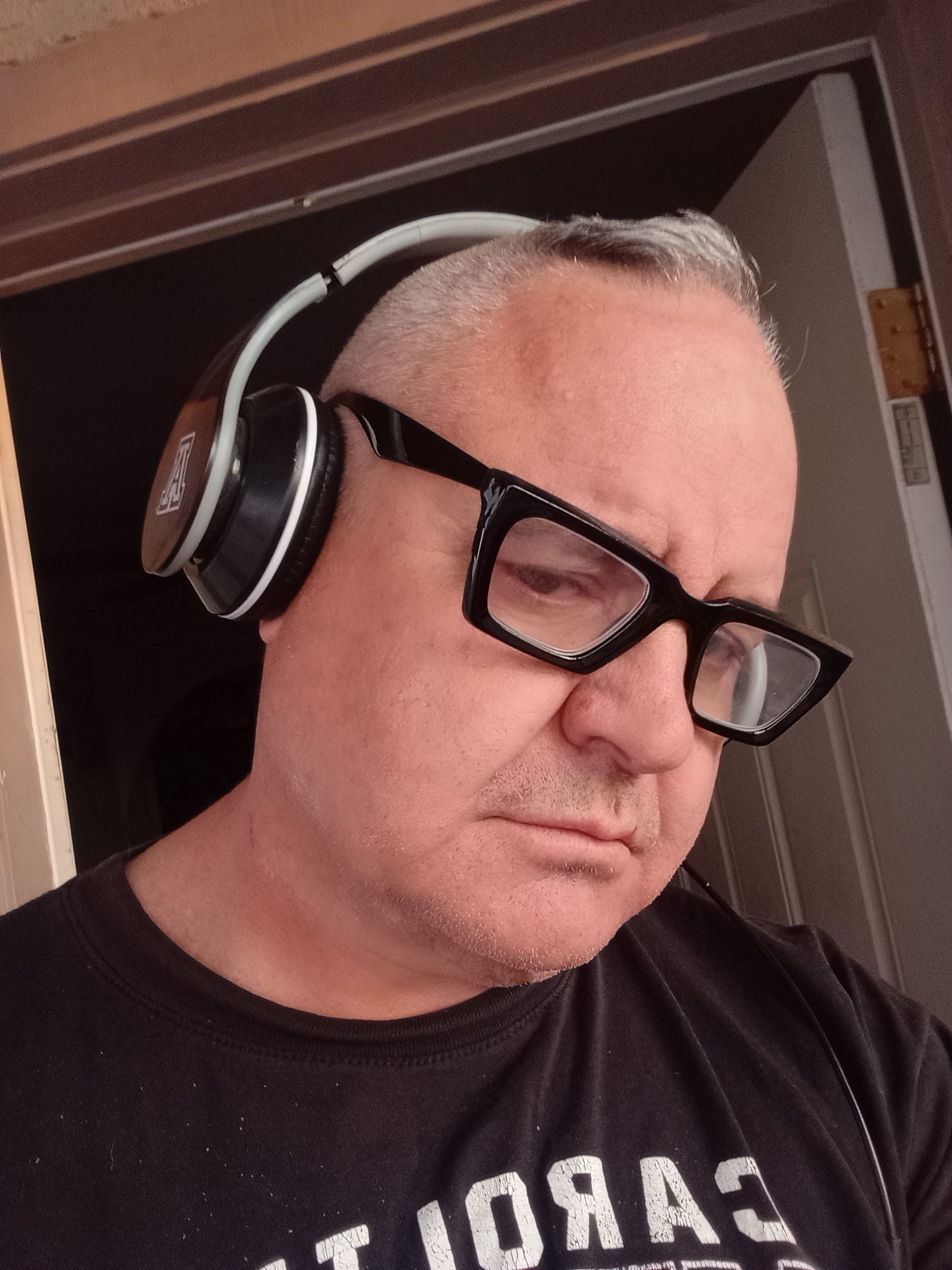 Otis Vinson Lee Jr – Medium