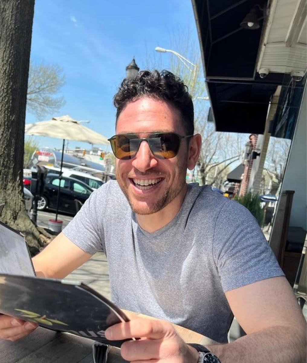 Saadya Notik – Medium