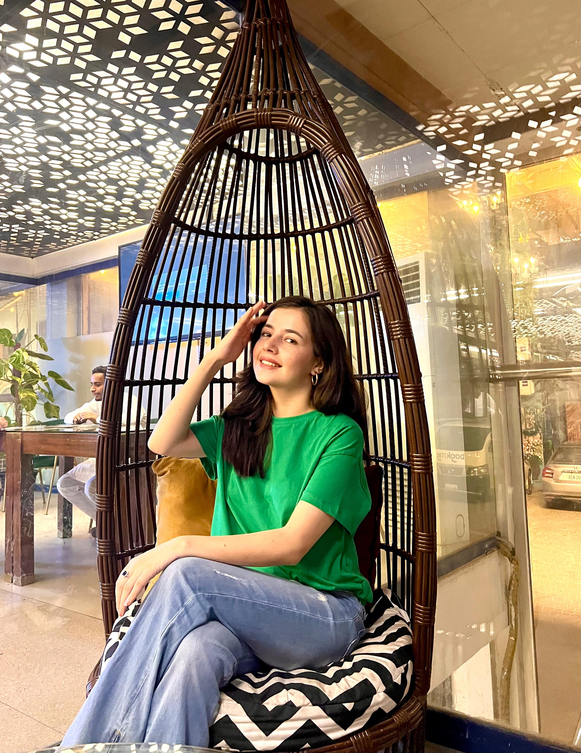 Seher Ibrahim – Medium