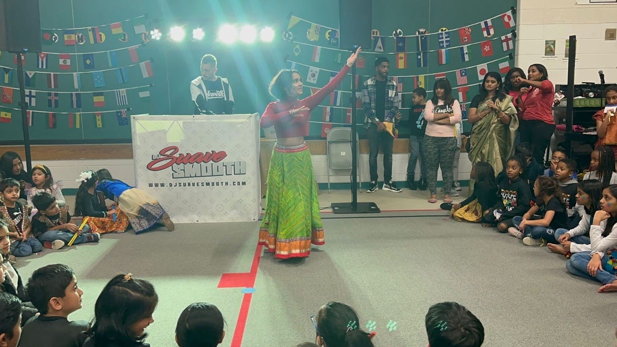 Gia Choudhary – Medium