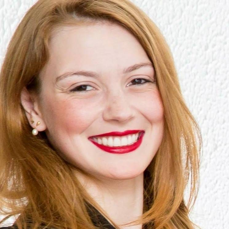 Larissa – Medium