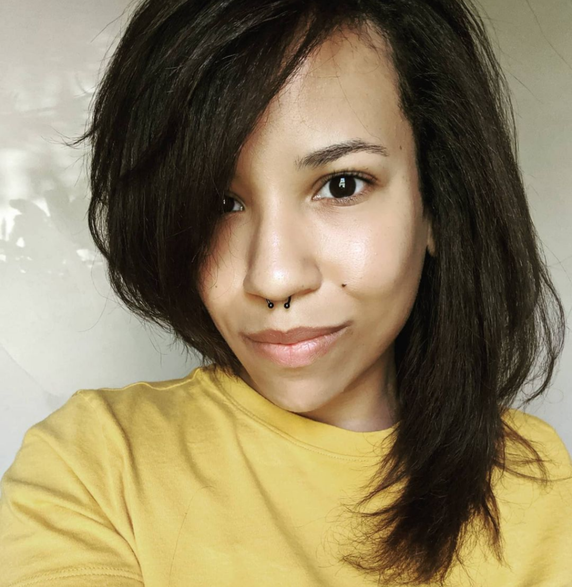 Symone Thomas – Medium