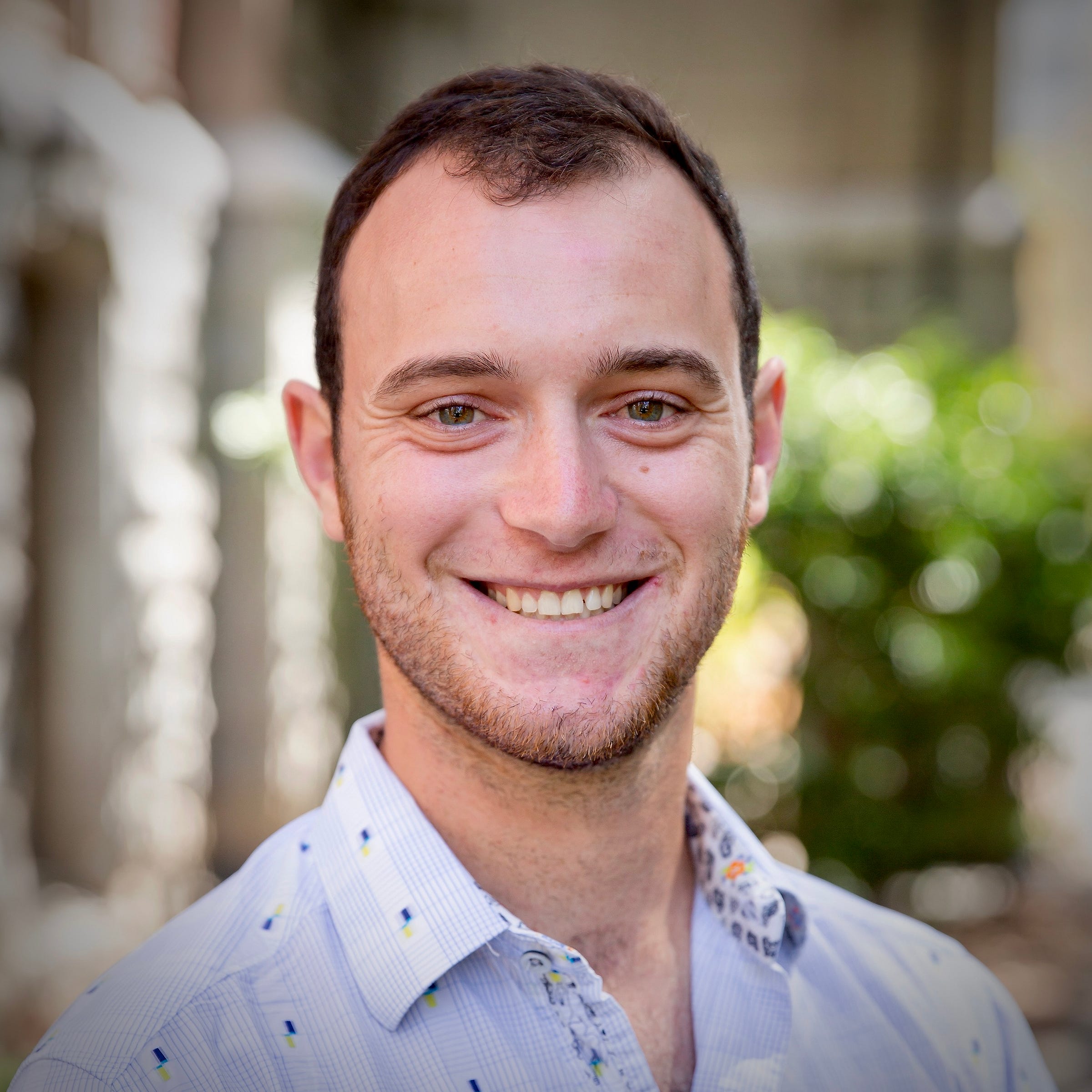 Daniel Furman – Medium