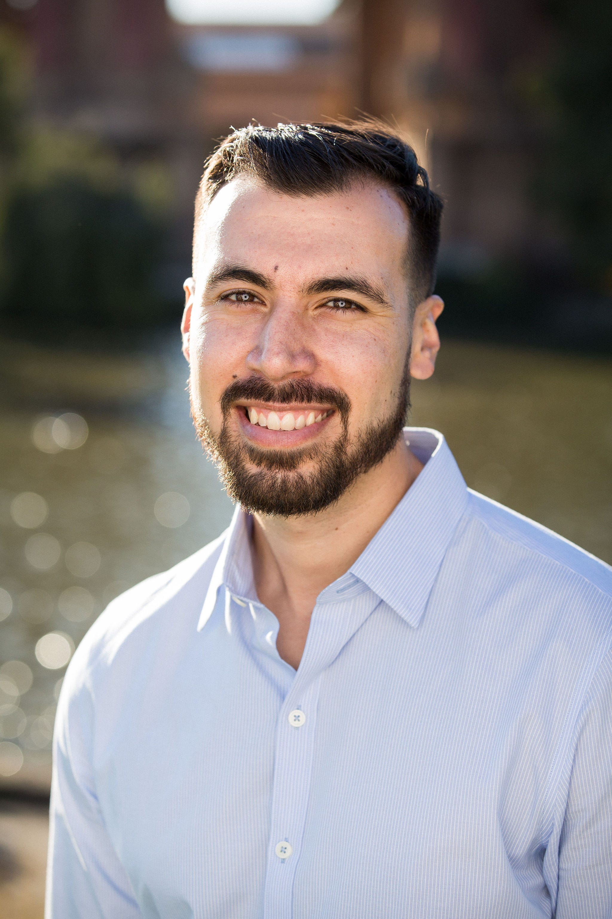 Josh Doña – Medium