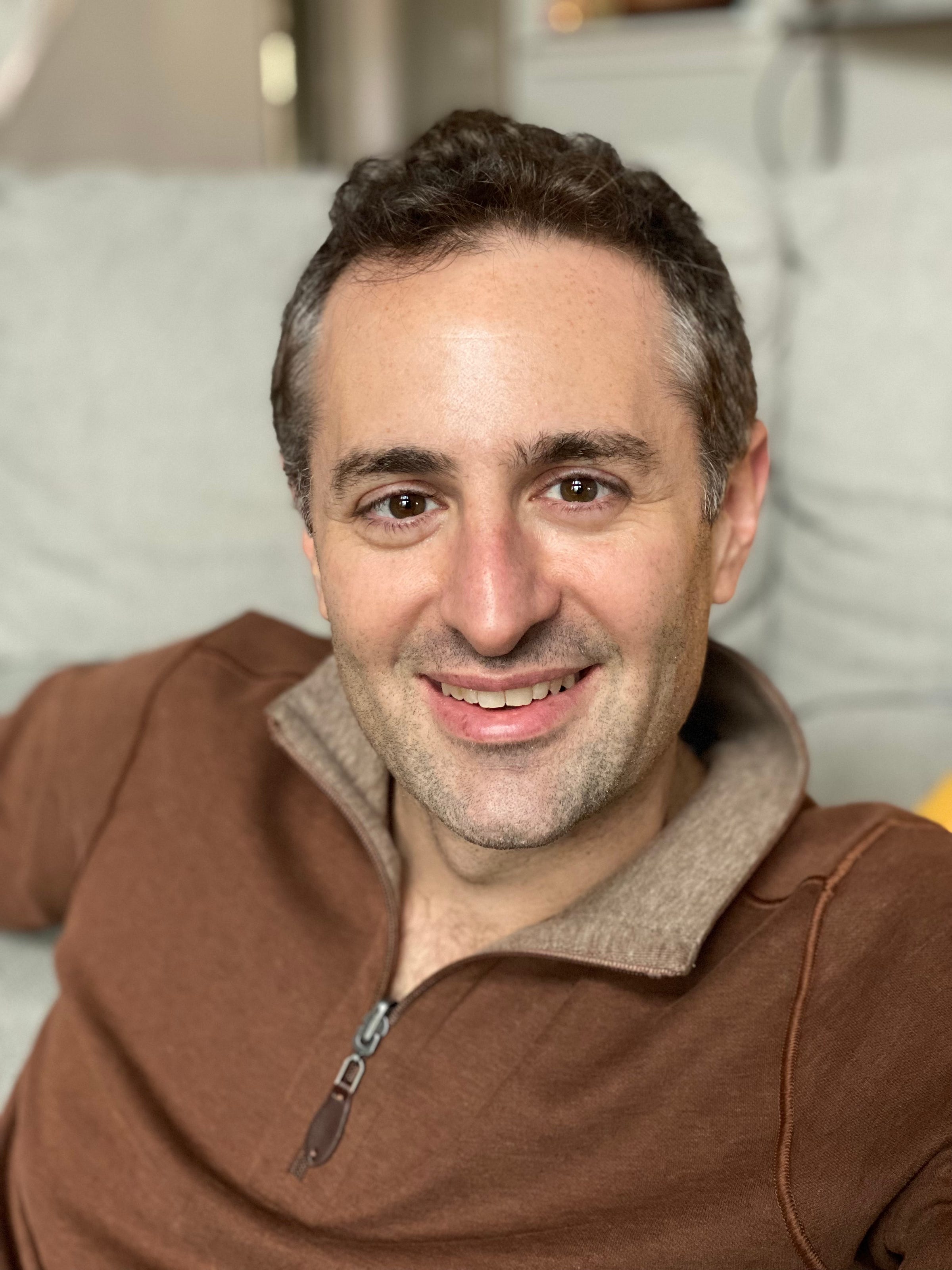 Adam Luciano – Medium