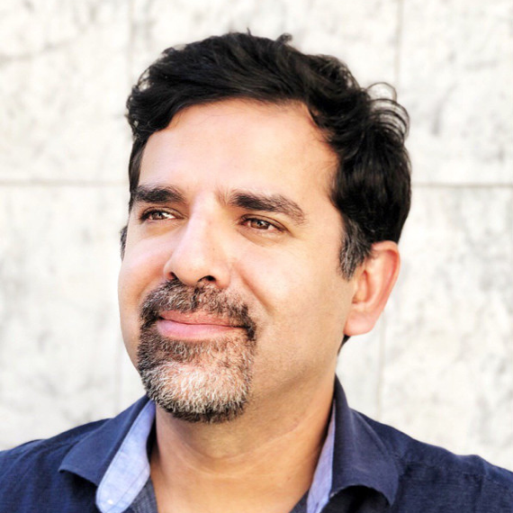 Luis Cruz – Medium