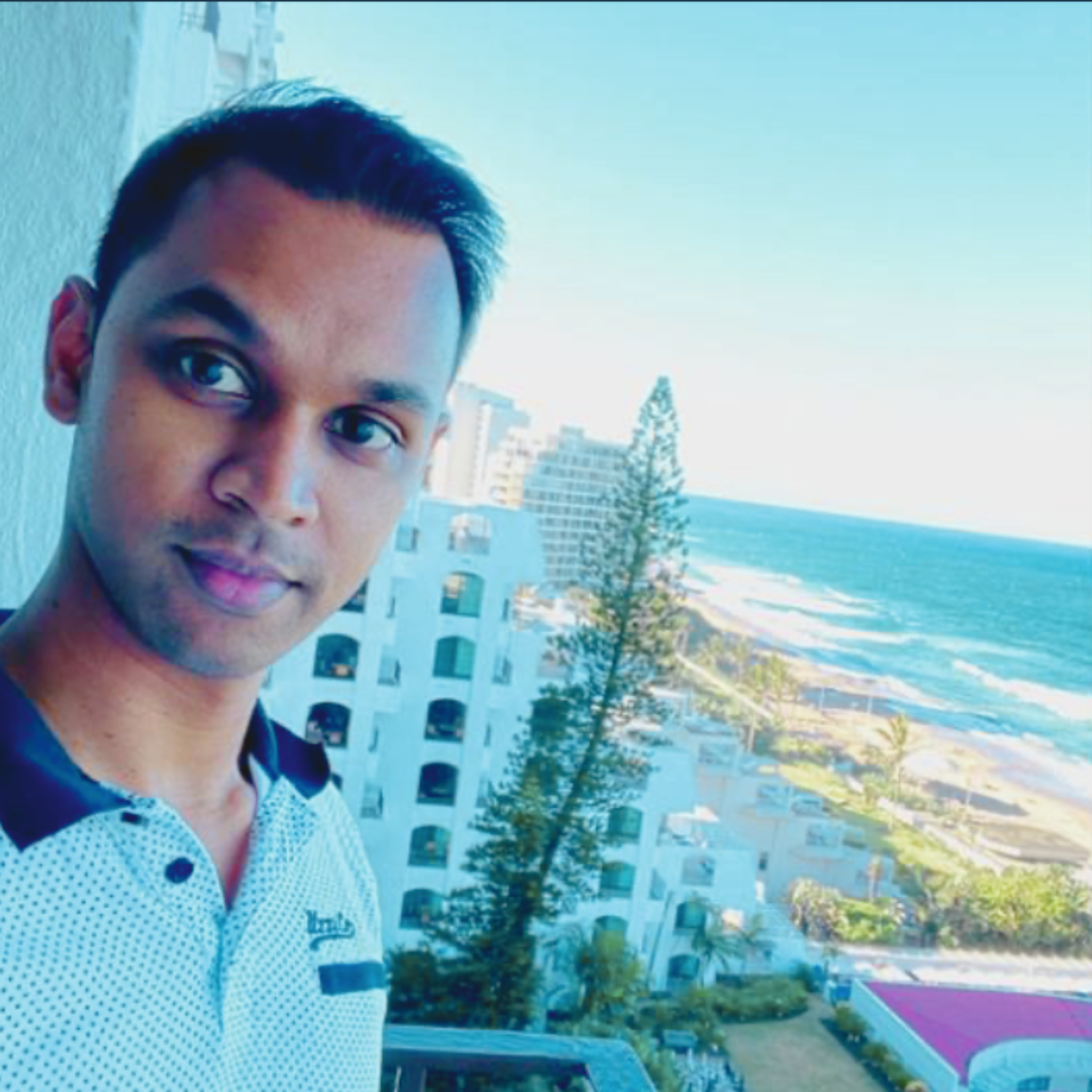 Vick. L – Medium
