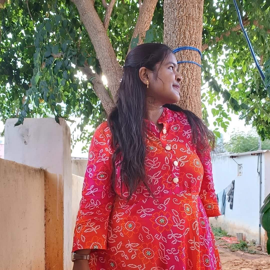 Vinnarasi Elango – Medium