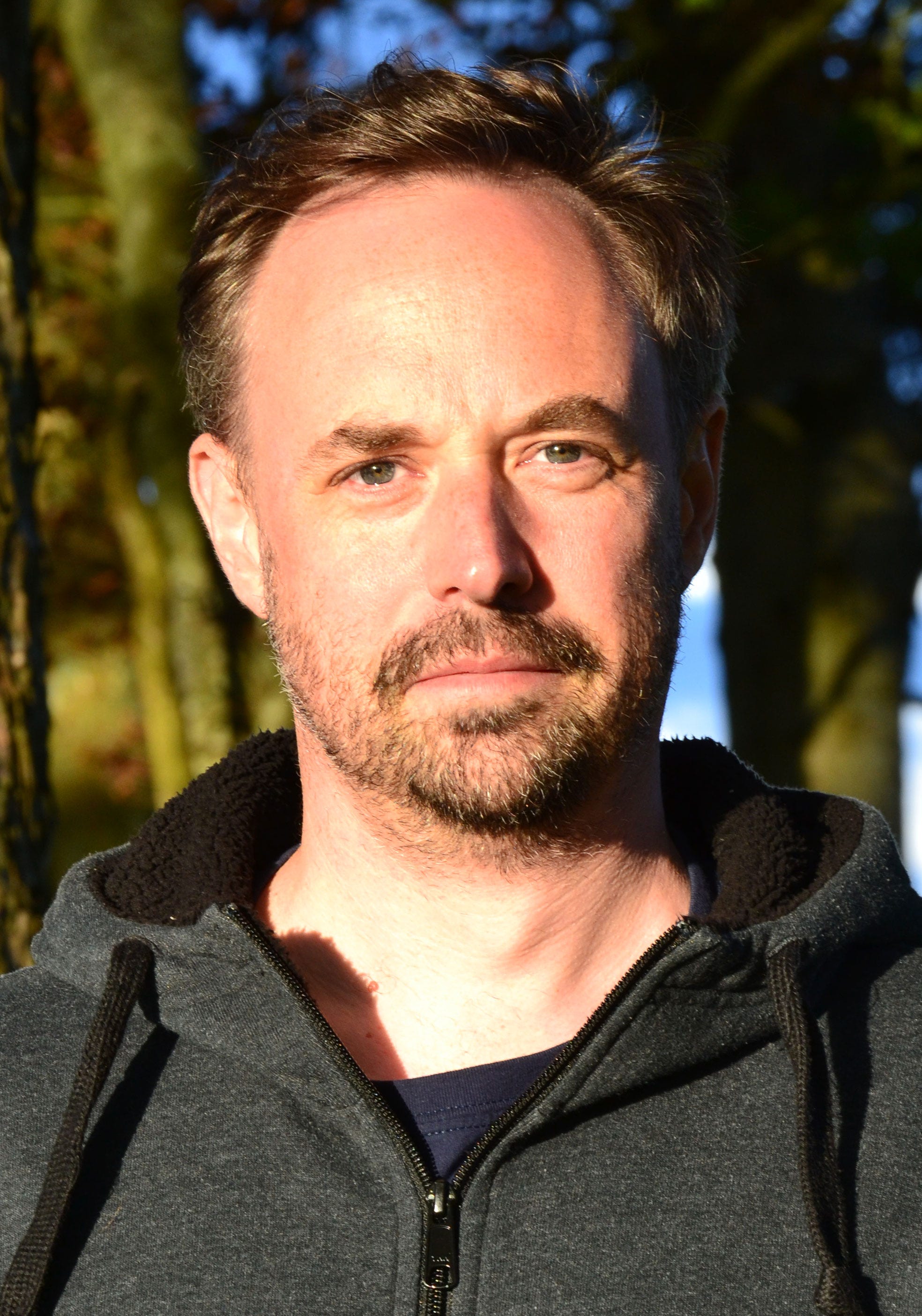 Richard Starr Medium