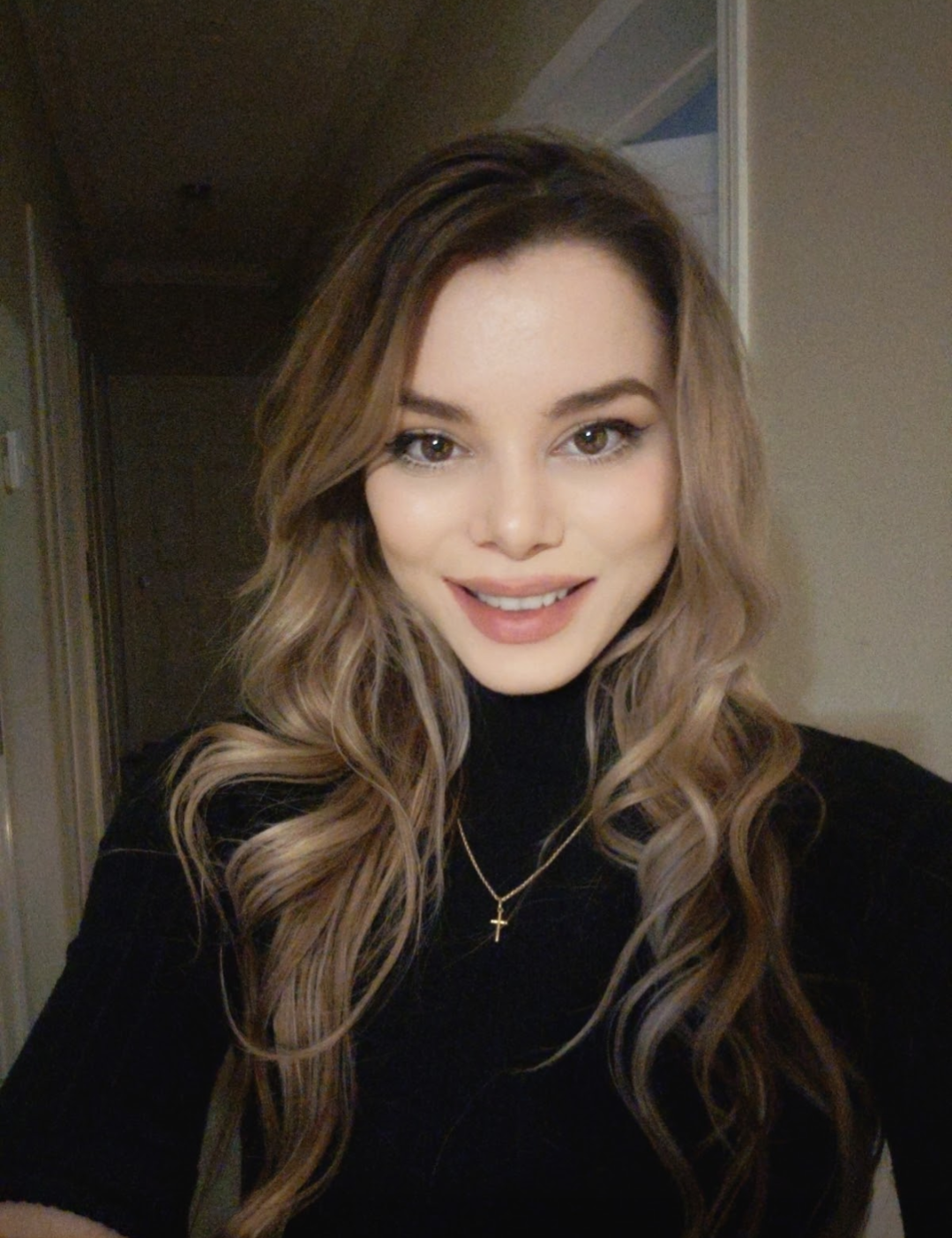 Nicole Mumphrey – Medium