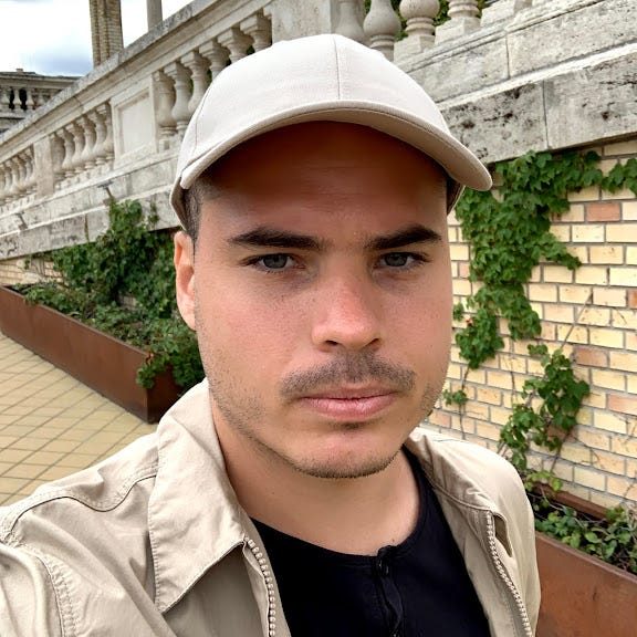 Tomás Fernández Nuñez – Medium