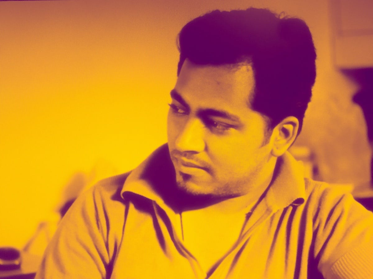 Hitendra Konapure – Medium