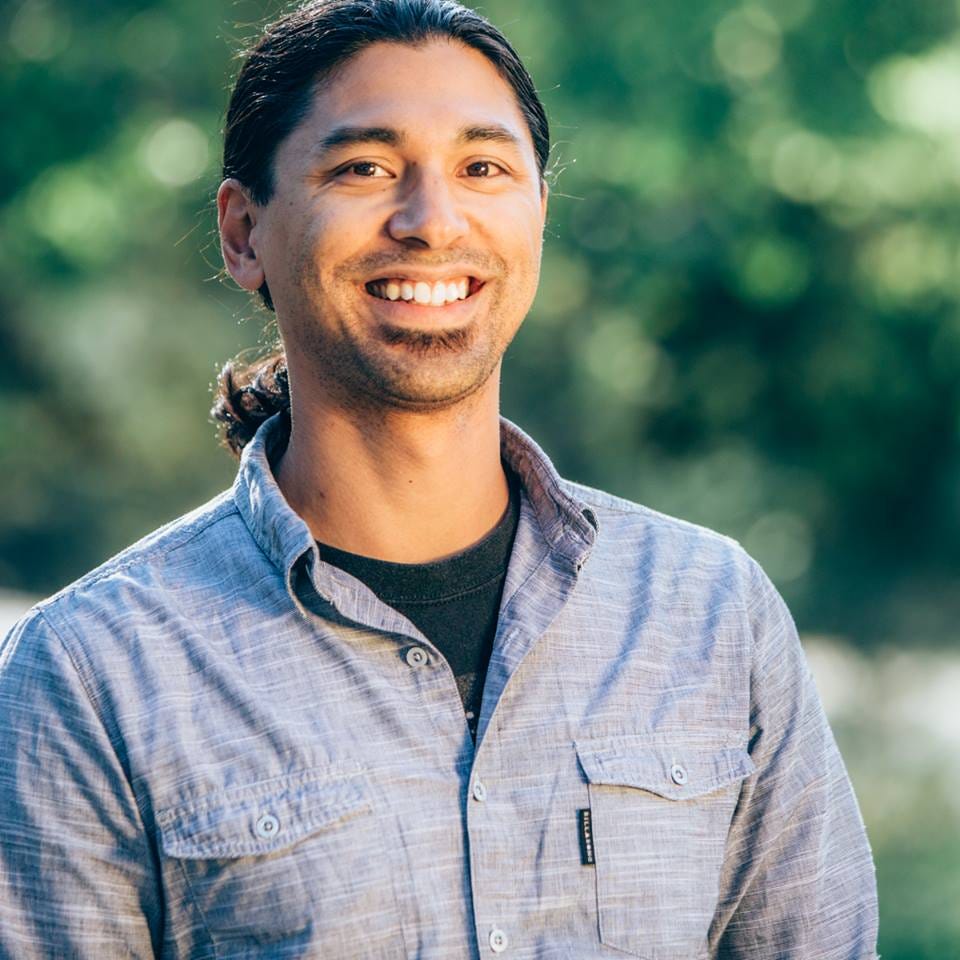 Carlo Alcos – Medium