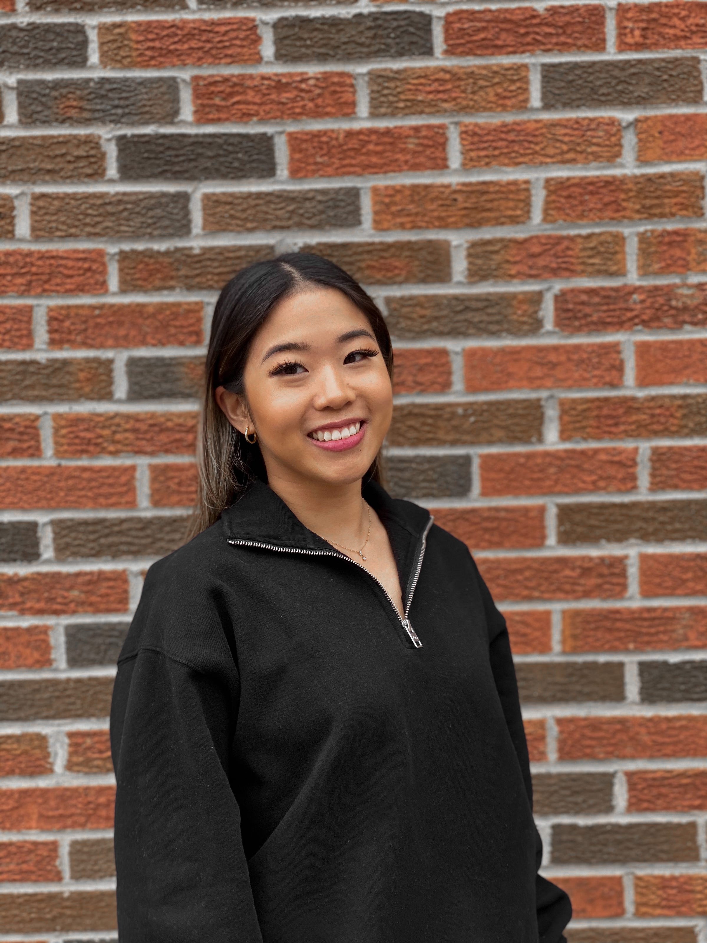 Amanda Sim – Medium