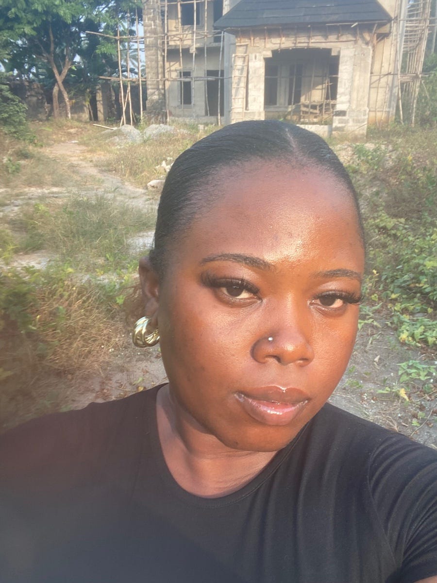 Madeleine okere – Medium