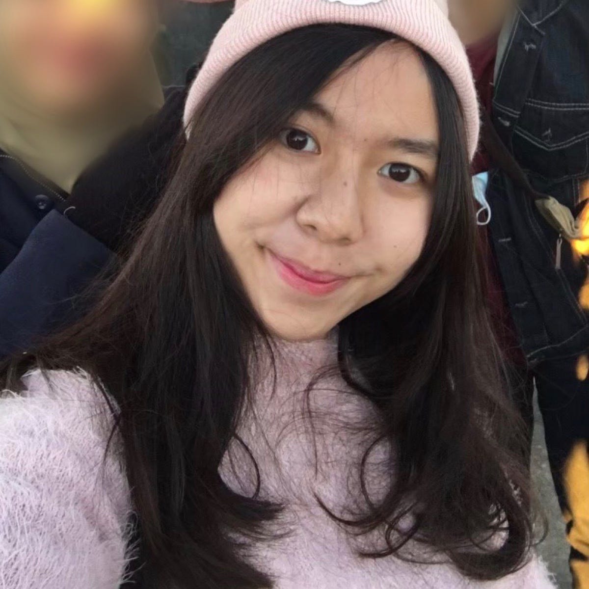 Gracia Manuella – Medium