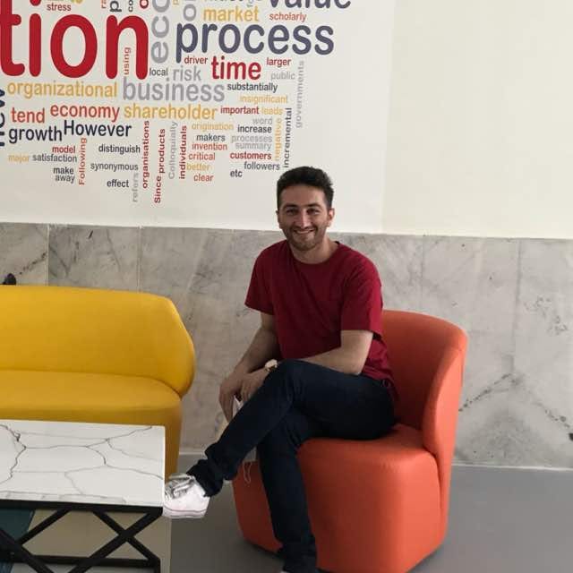 Ramin Khodaie – Medium