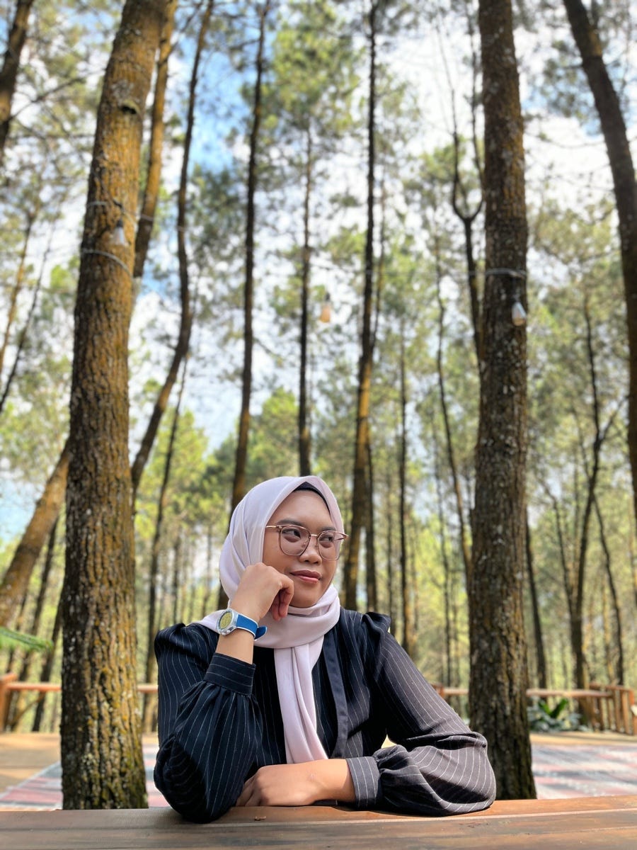 Nisa Kusnadi – Medium