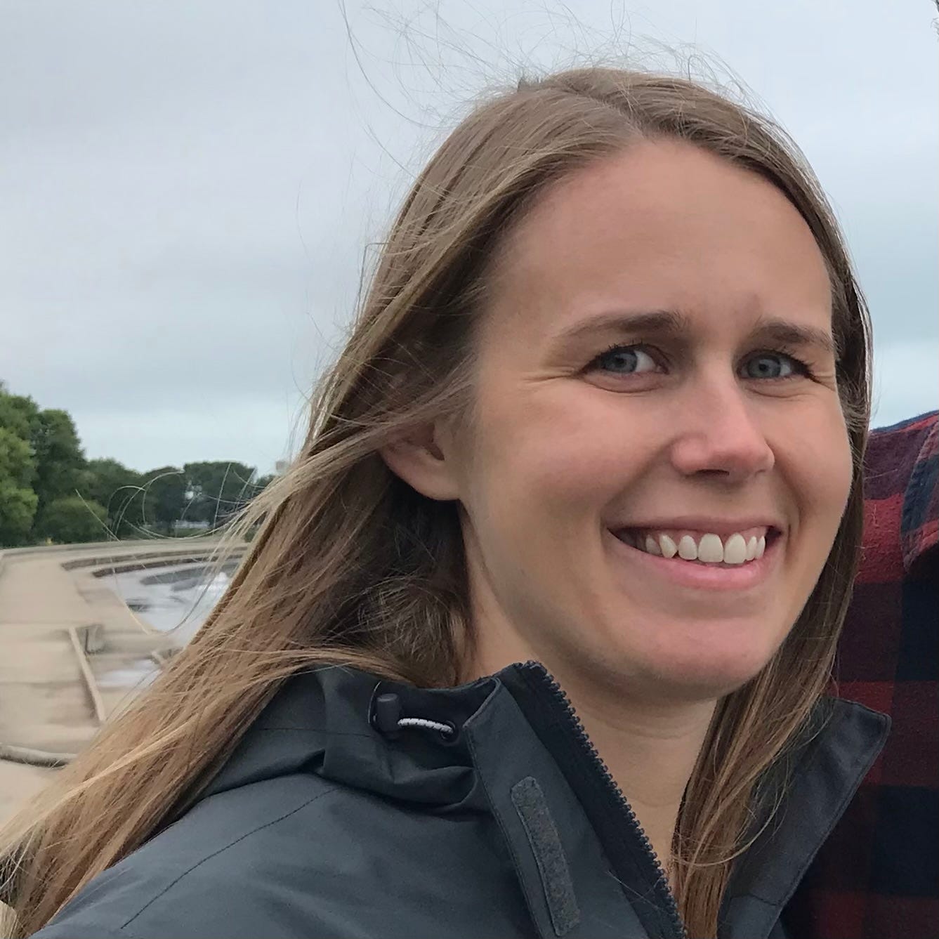 Erin Bohlender – Medium