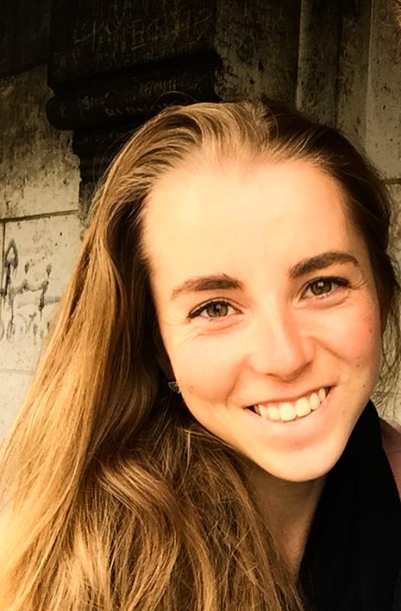 Monique Wijnia – Medium