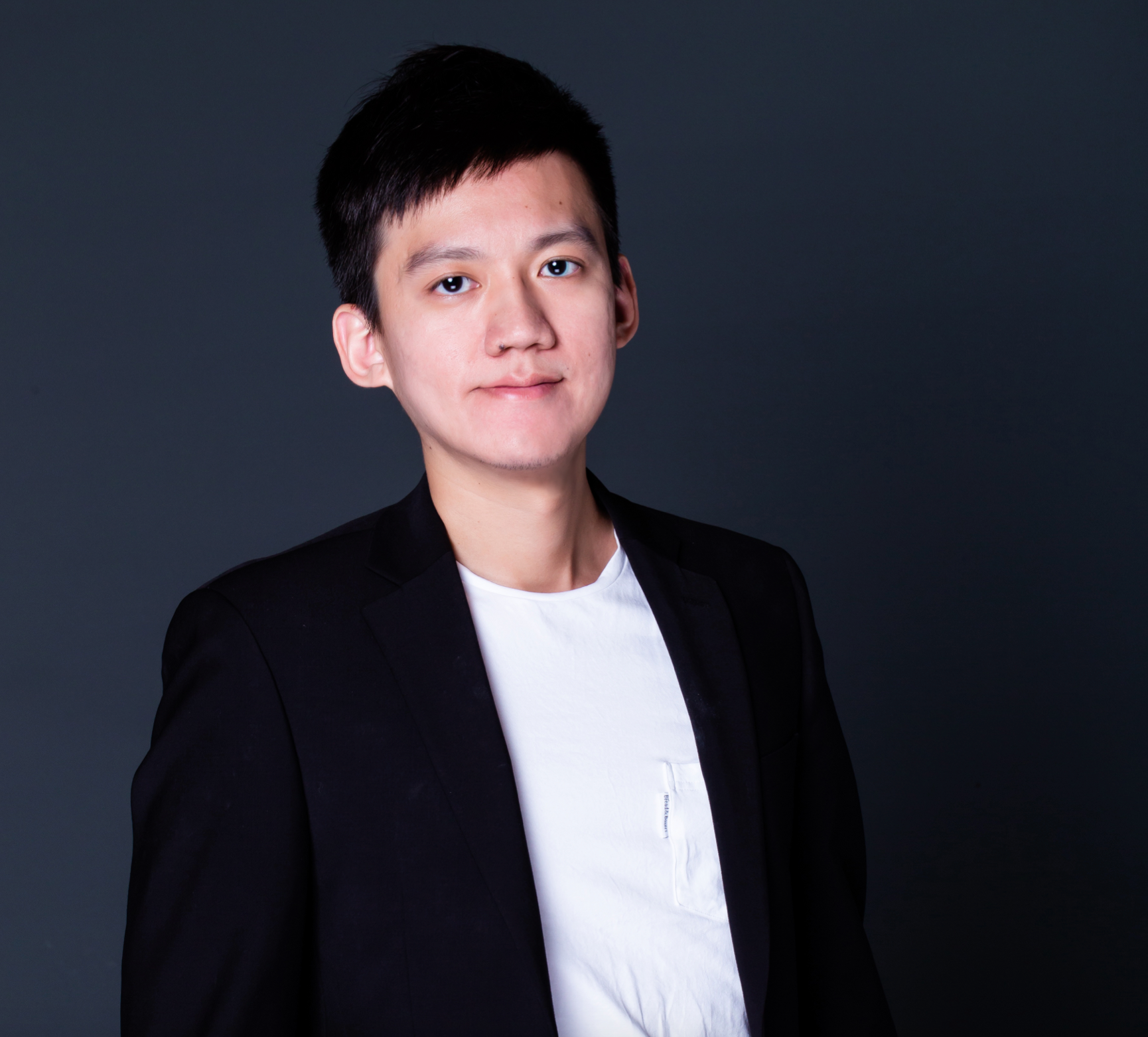 About – Mu Chen (Erhau) – Medium