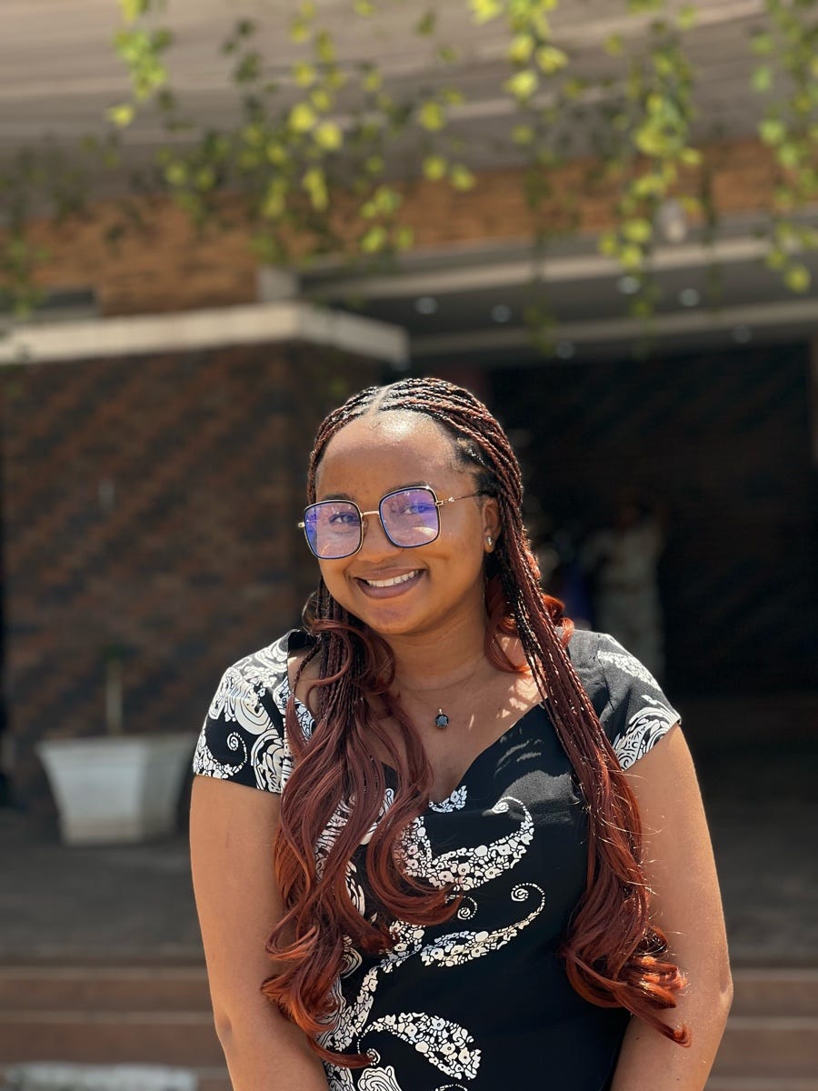 Mirabel Chioke – Medium