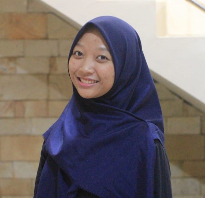 Indina Isyfi Annie Widyan – Medium