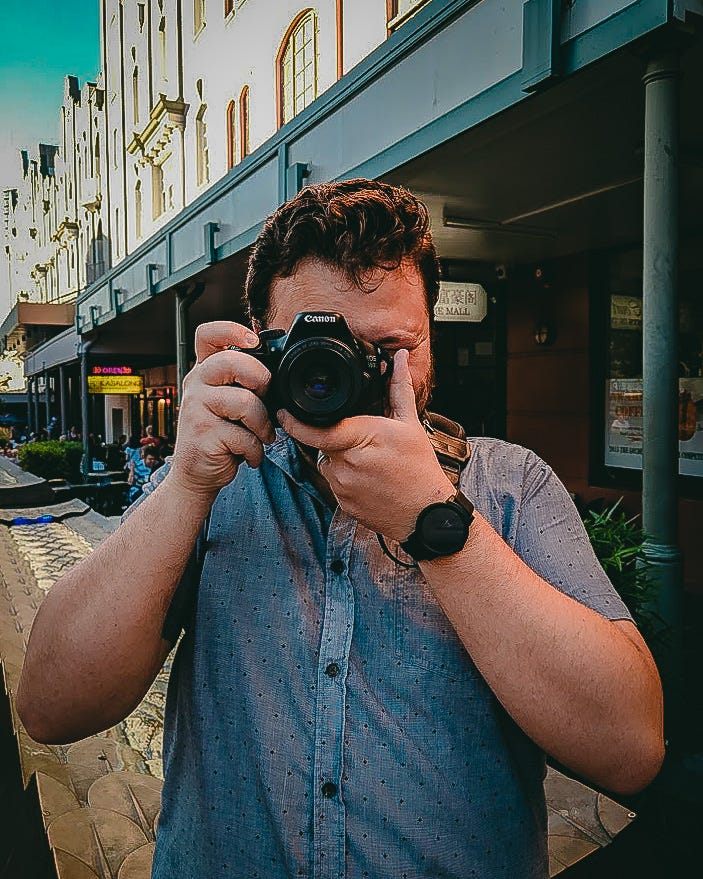 Johan van der Merwe – Medium