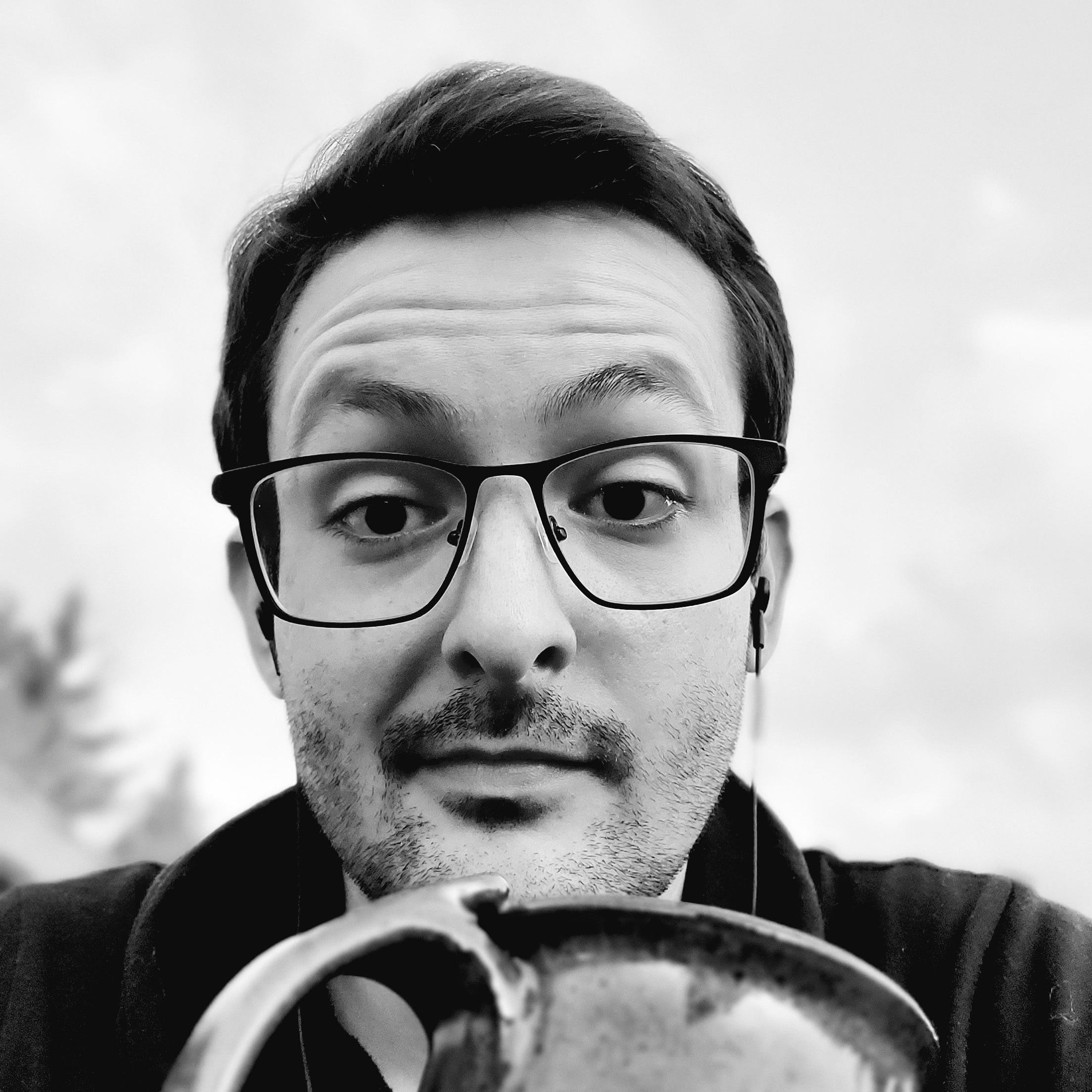 Stephen Carras – Medium