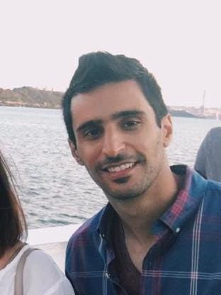 Cyrus Vafadari – Medium