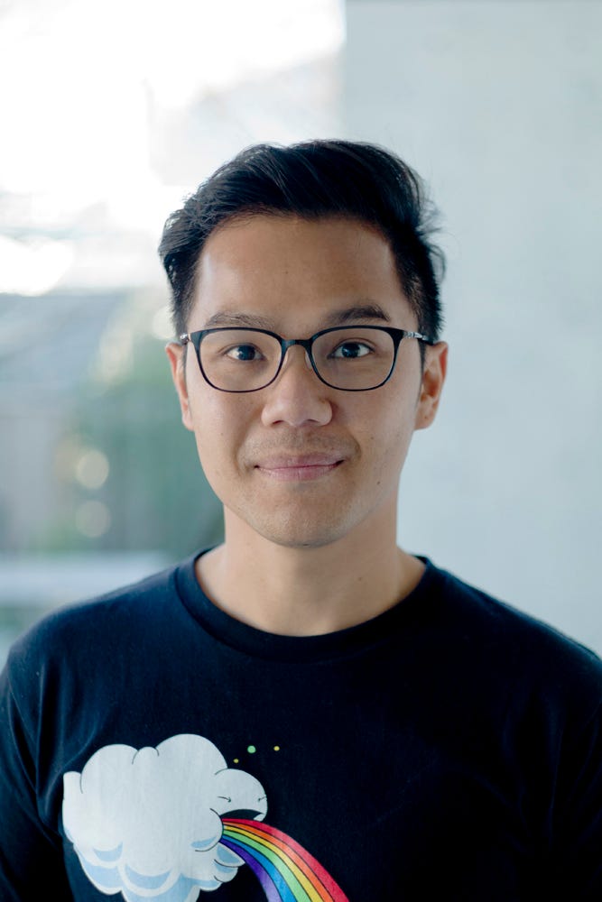 Apisit Toompakdee – Medium