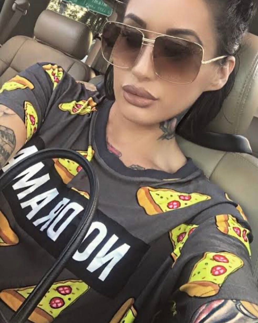 Roseline Jason – Medium