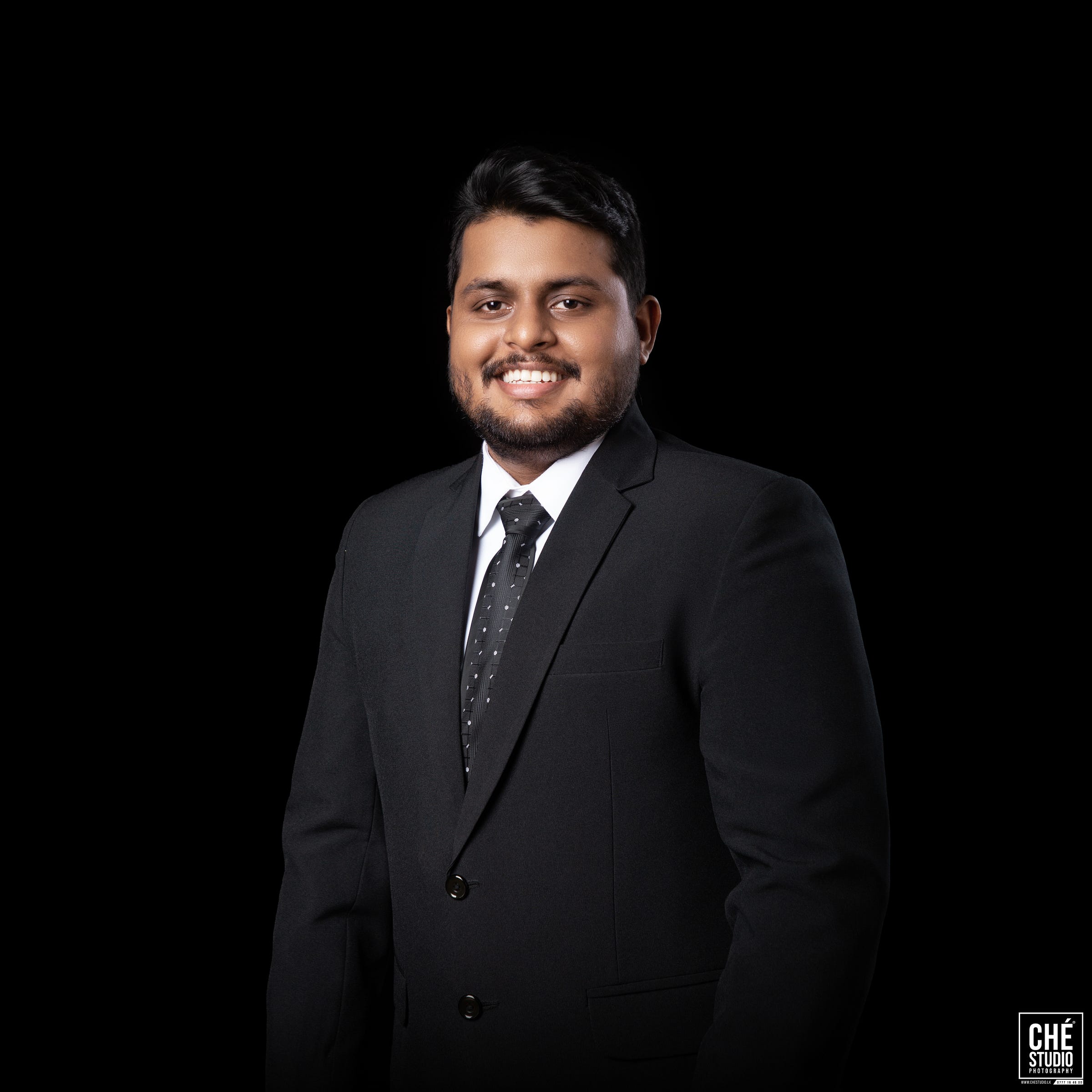 Saranga Kumarapeli – Medium