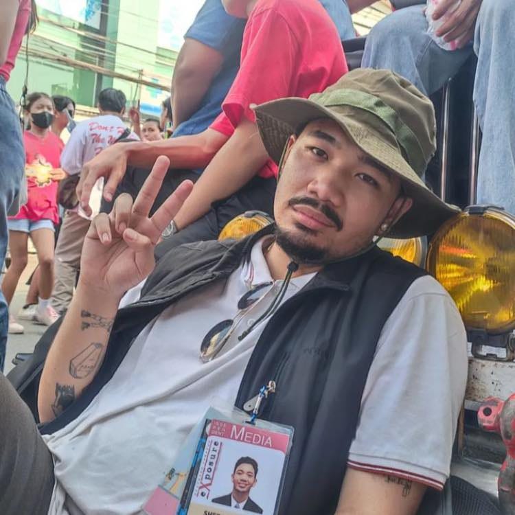 Boni Avila – Medium