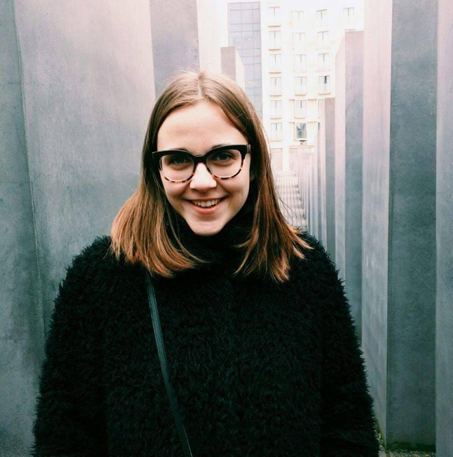 Eva Peeters – Medium