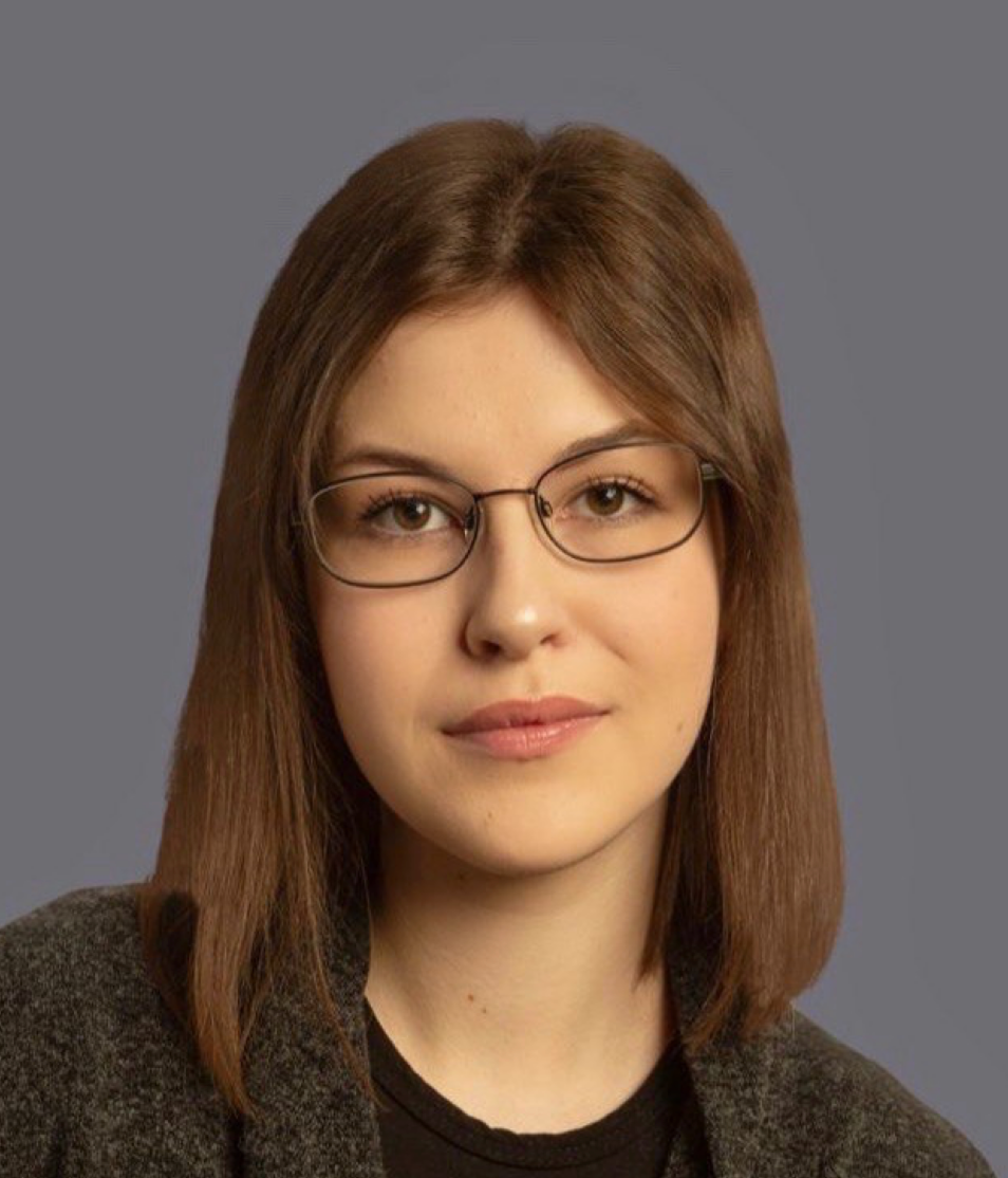 Victoria Drozdovska – Medium